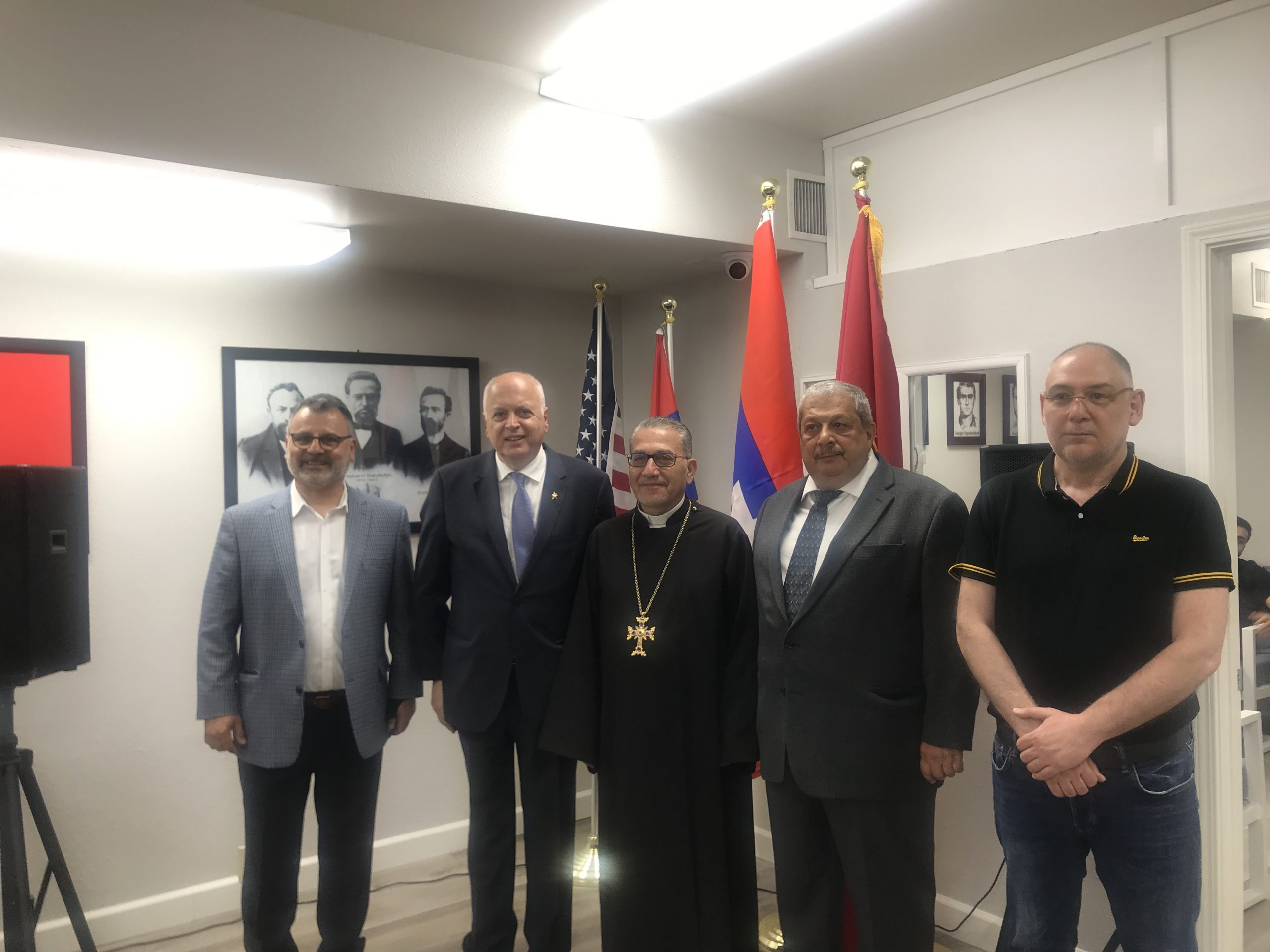 New "Armenian Center" in San Fernando Valley - Oragark